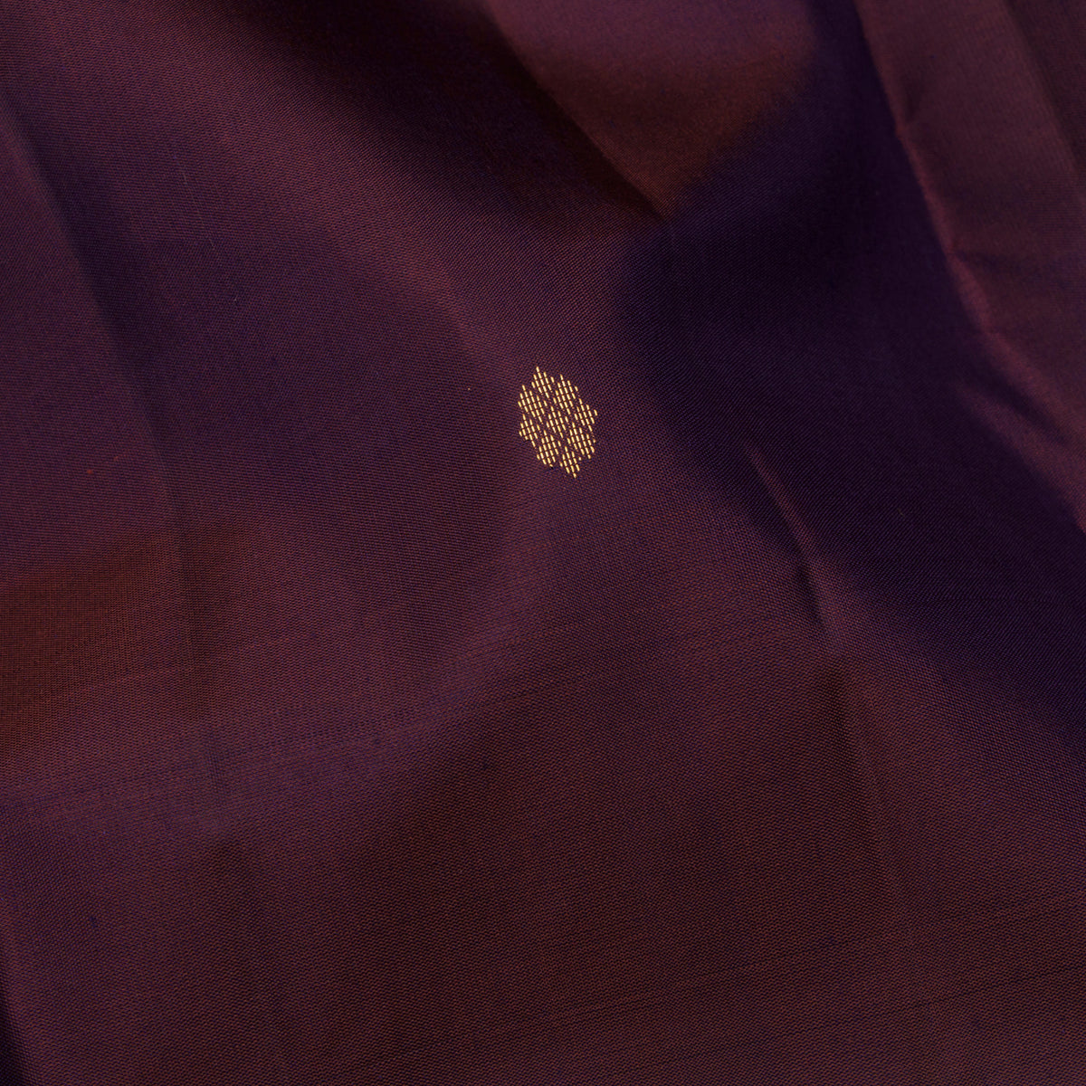 Mandanila : The Softer Silk