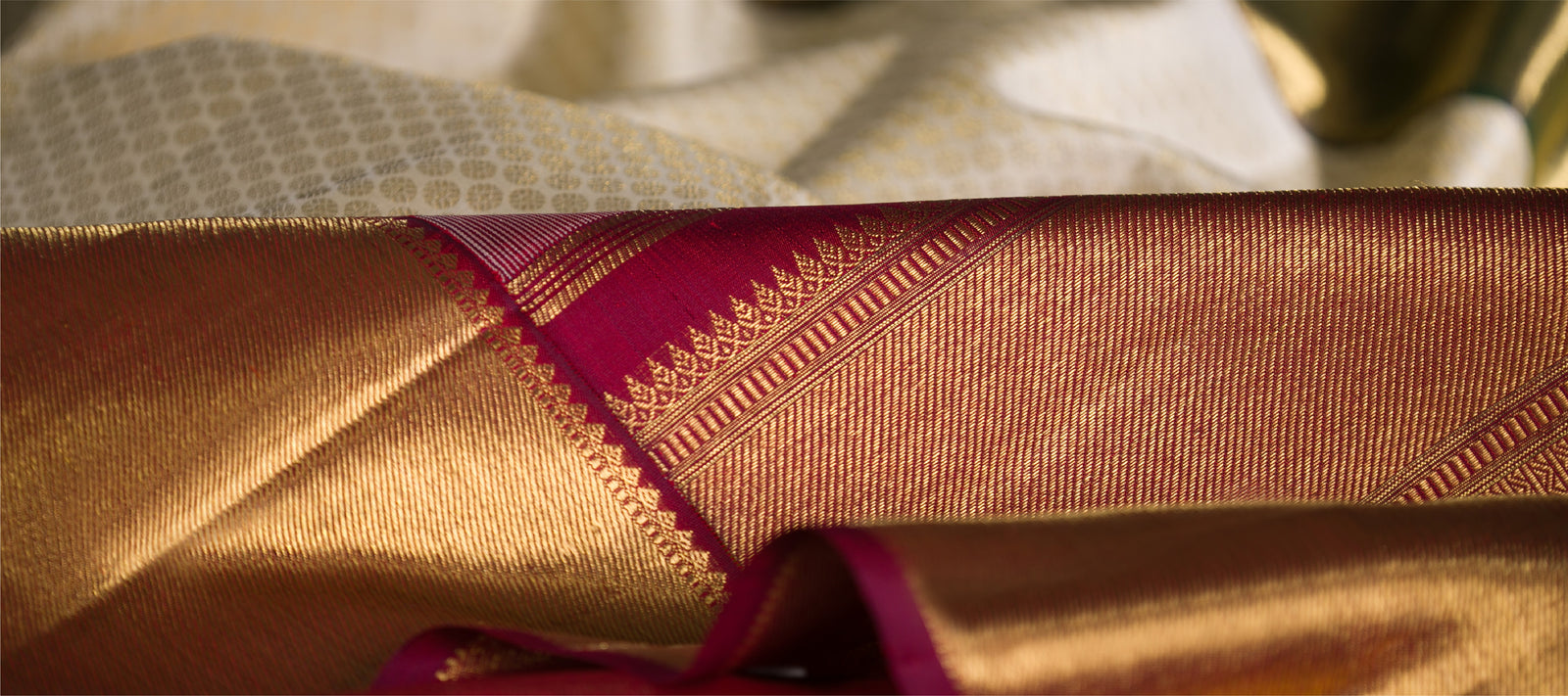 All Kanjivarams : View the entire collection – Page 24